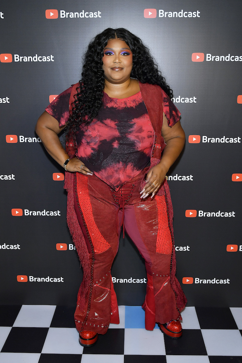 Lizzo in Bathing Suit is "Pretty" — Celebwell