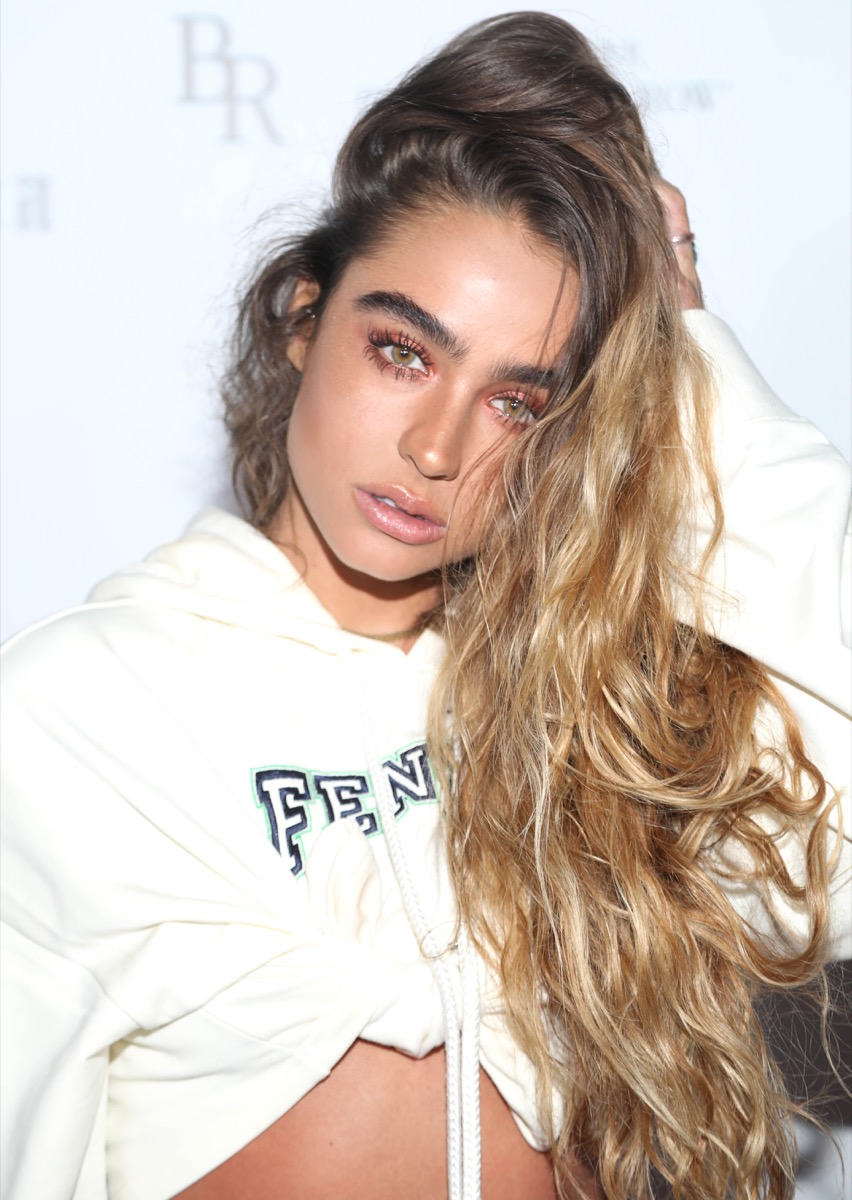 Sommer Ray in Bathing Suit Says "Swim is the Move" — Celebwell