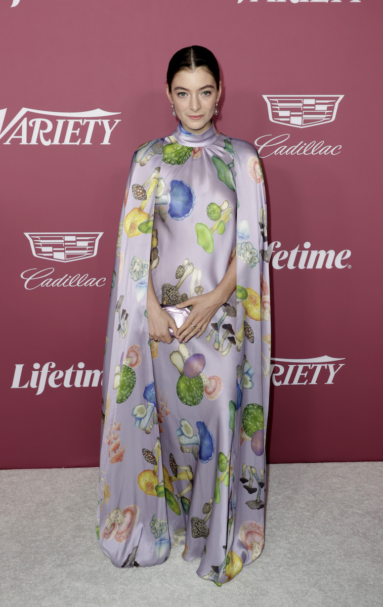 Lorde in Bathing Suit Has "Oceanic Feeling" in New Video — Celebwell