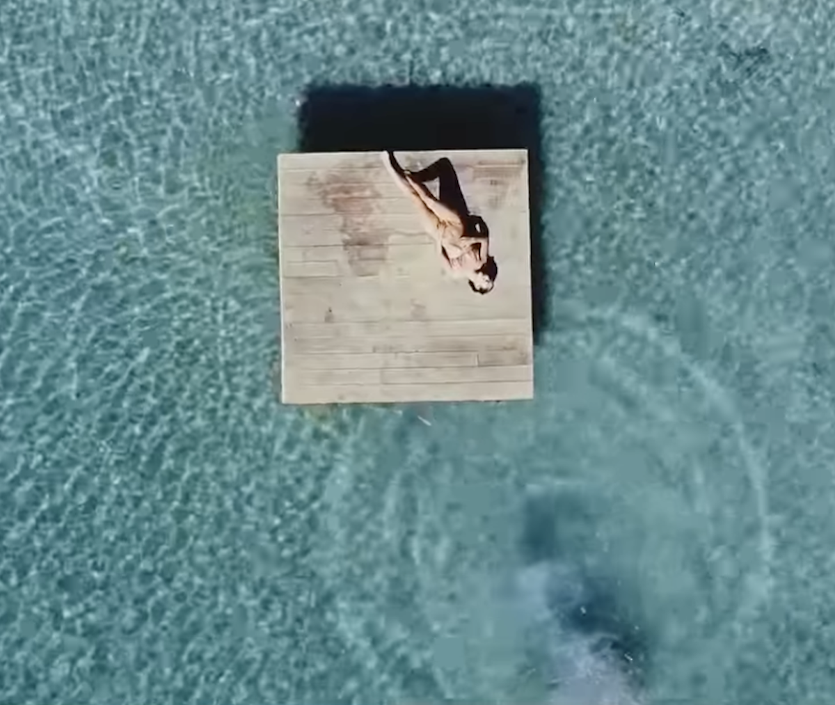 Lorde in Bathing Suit Has "Oceanic Feeling" in New Video — Celebwell