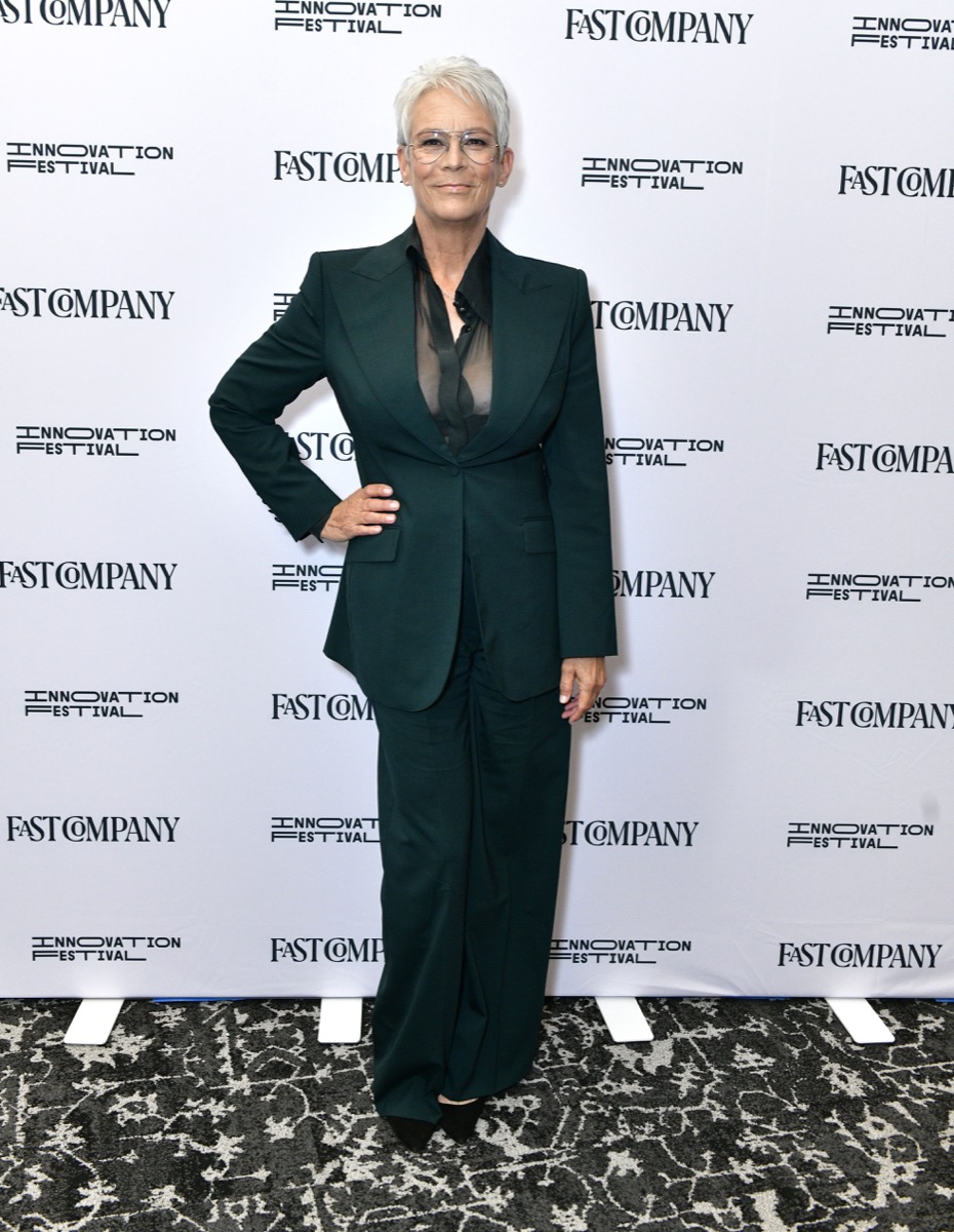 Jamie Lee Curtis in Bathing Suit Shares "Throwback" — Celebwell