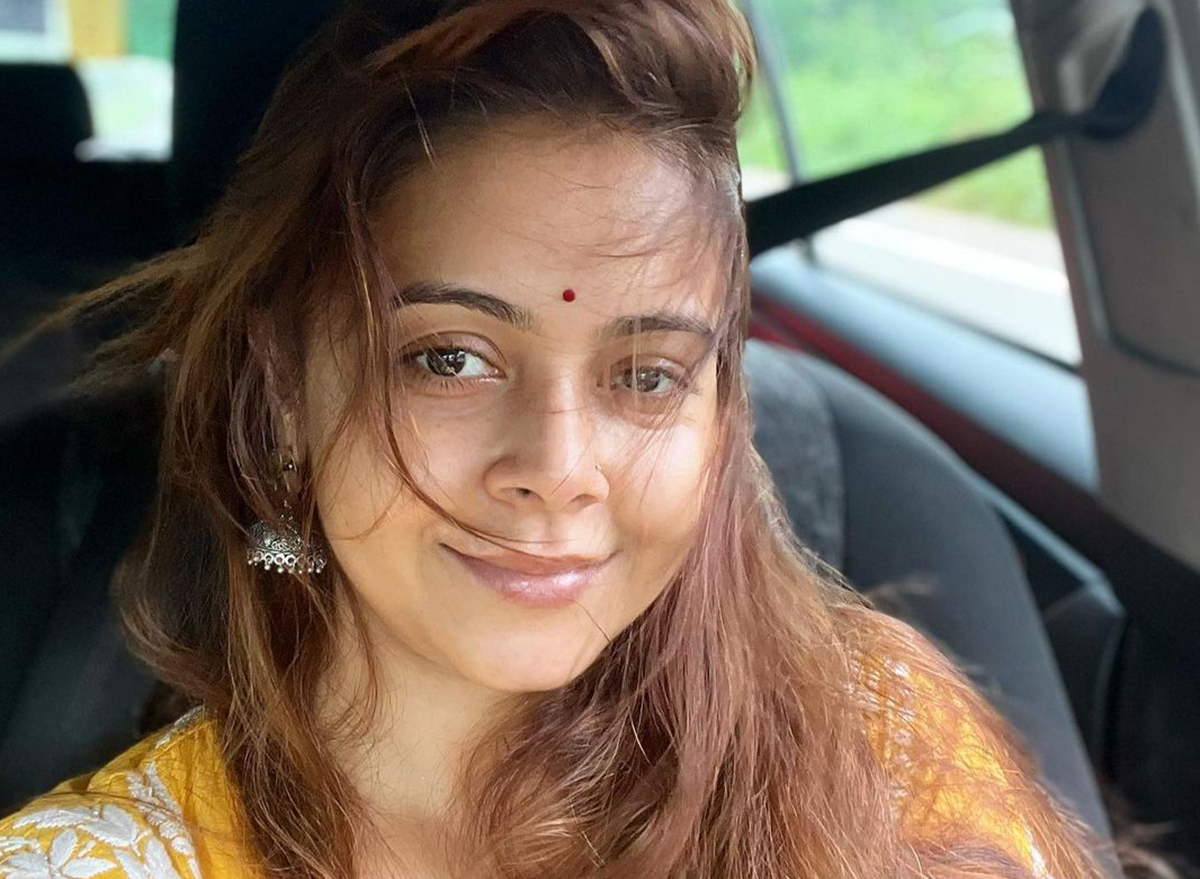 Devoleena Bhattacharjee in Bathing Suit Was "a Mermaid in a Past Life ...