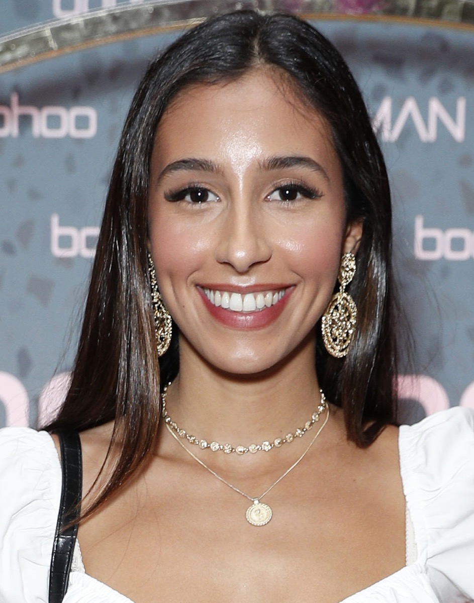 Amelia Marni in Bathing Suit Says it's "Beach Day Every Day" — Celebwell