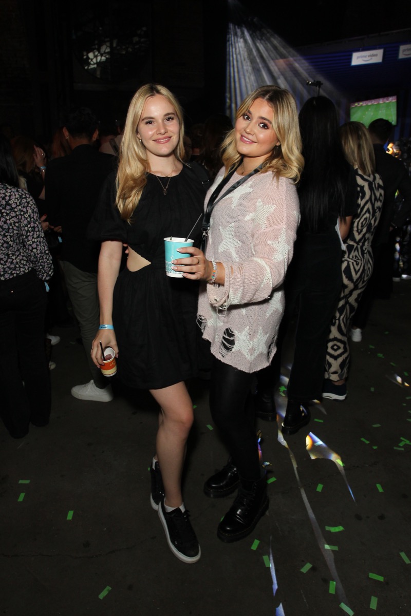 Holly Ramsay in Bathing Suit is "Happiest on the Beach" — Celebwell