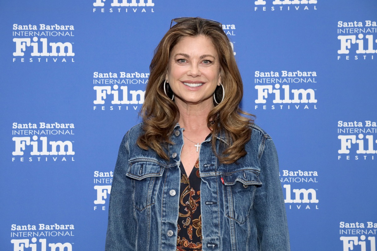 Kathy Ireland in Bathing Suit Says "Thanks" — Celebwell