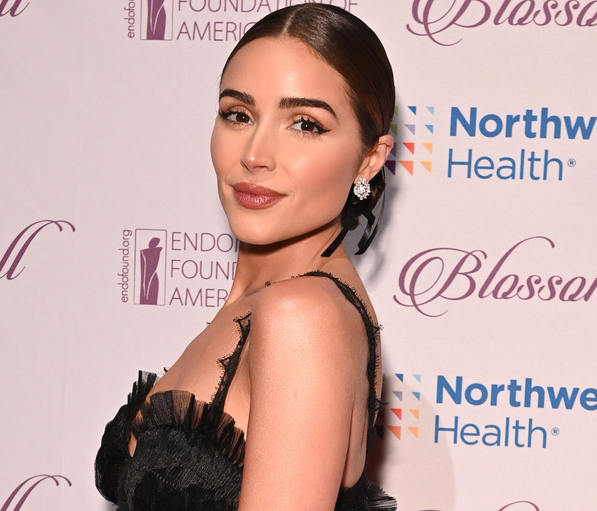 Olivia Culpo in Bathing Suit is "Third Wheelin and Dealin" — Celebwell