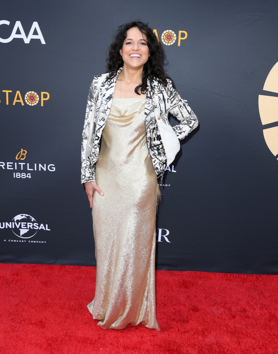 20 Amazing Middle-Age Bodies — Celebwell