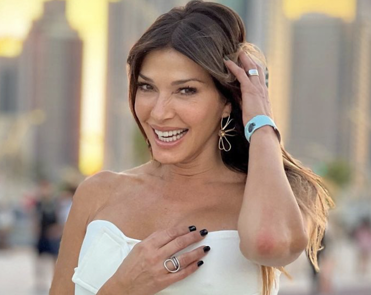 Catherine Fulop Poses in Bikini. Here's How She Stays Fit. — Celebwell