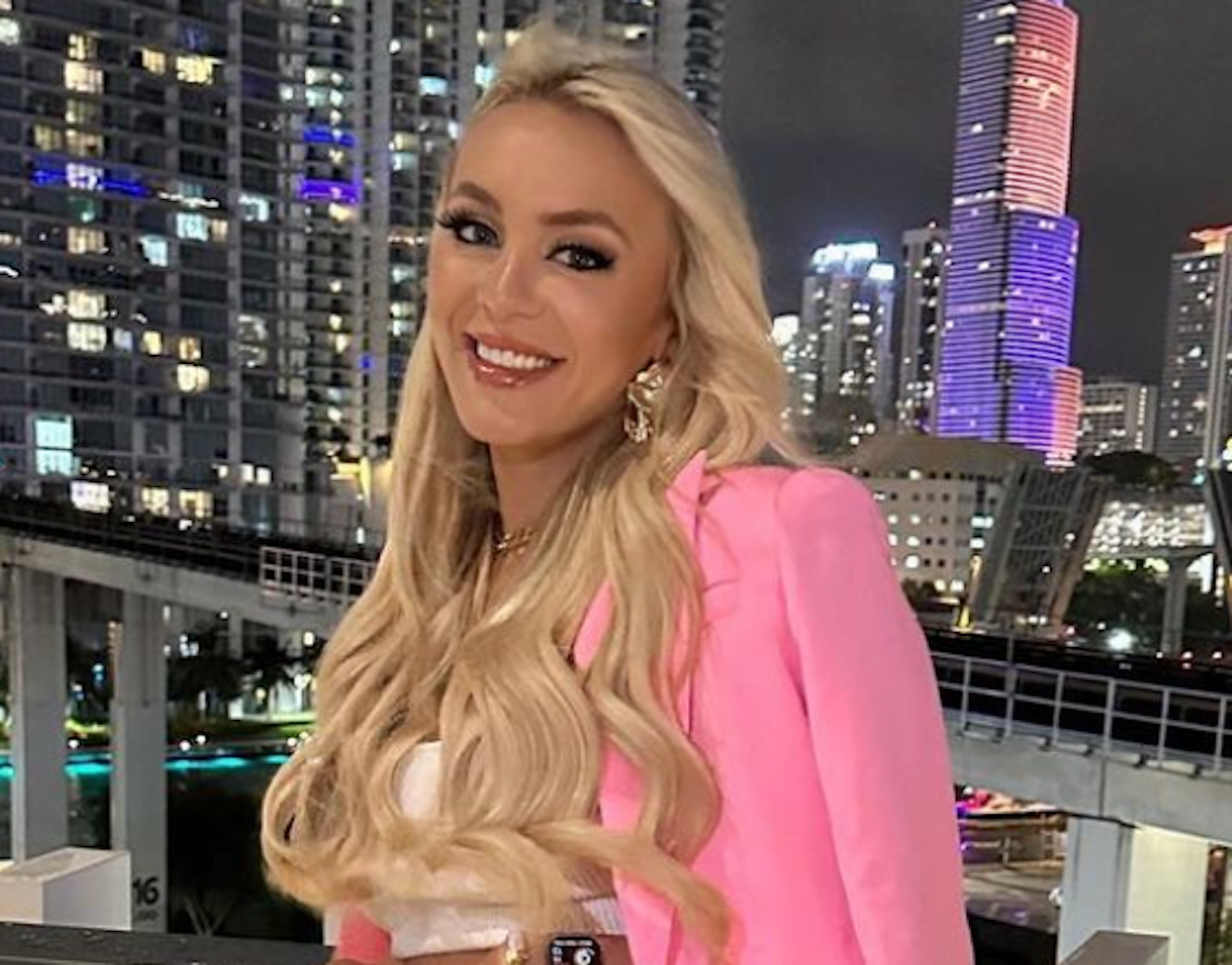 Yara Zaya Shares Swimsuit Photo Posing as "Camera Woman" — Celebwell