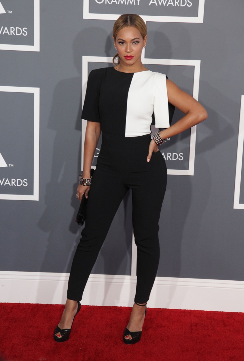 11 Amazing Bodies of Rihanna and Friends