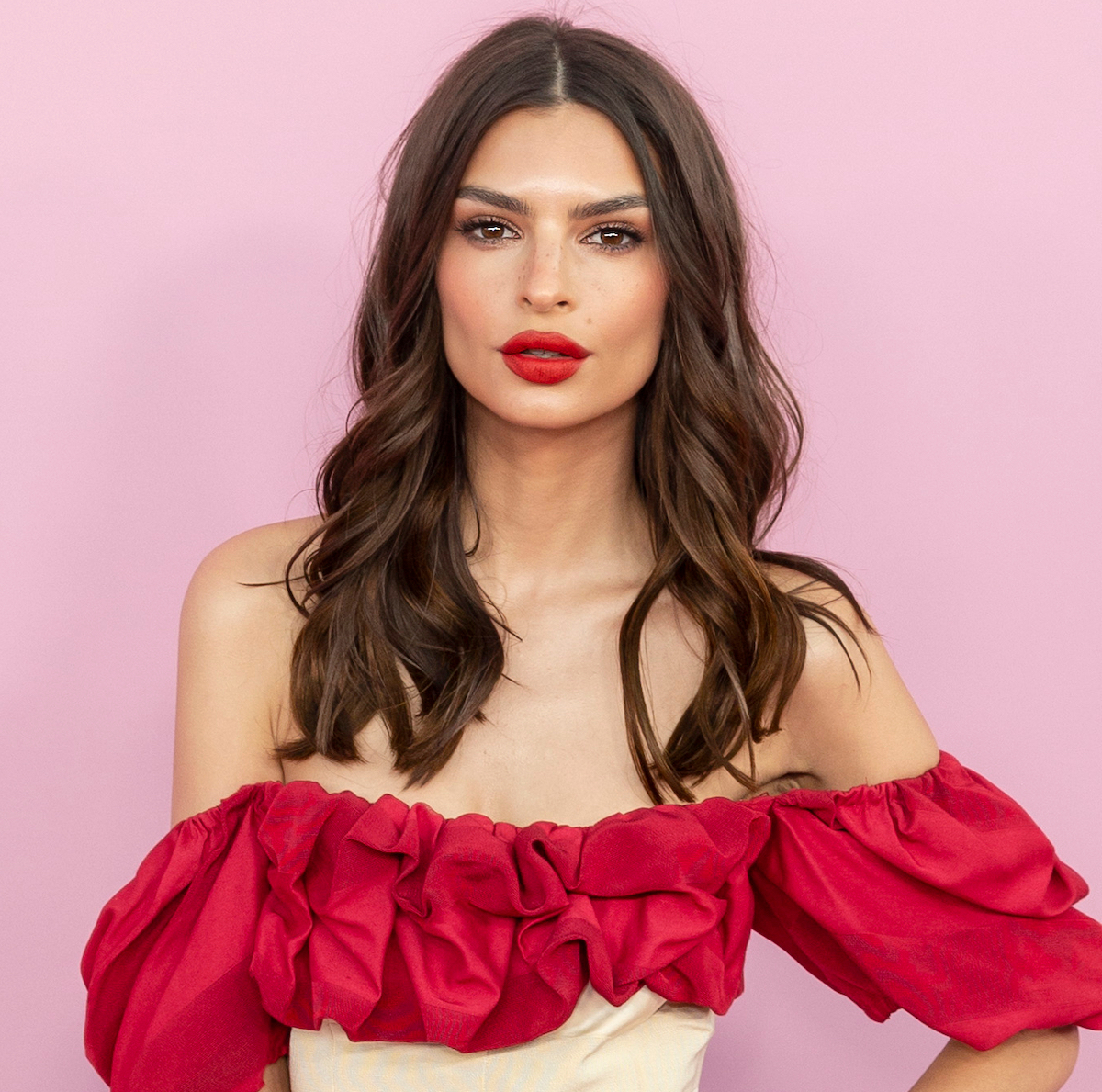 Emily Ratajkowski Shares Swimsuit Photo From the Legs Down