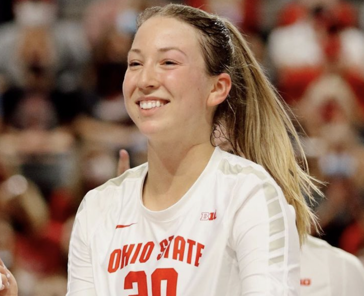 College Volleyball Star Rylee Rader Shares Swimsuit Photo as “Life Is ...