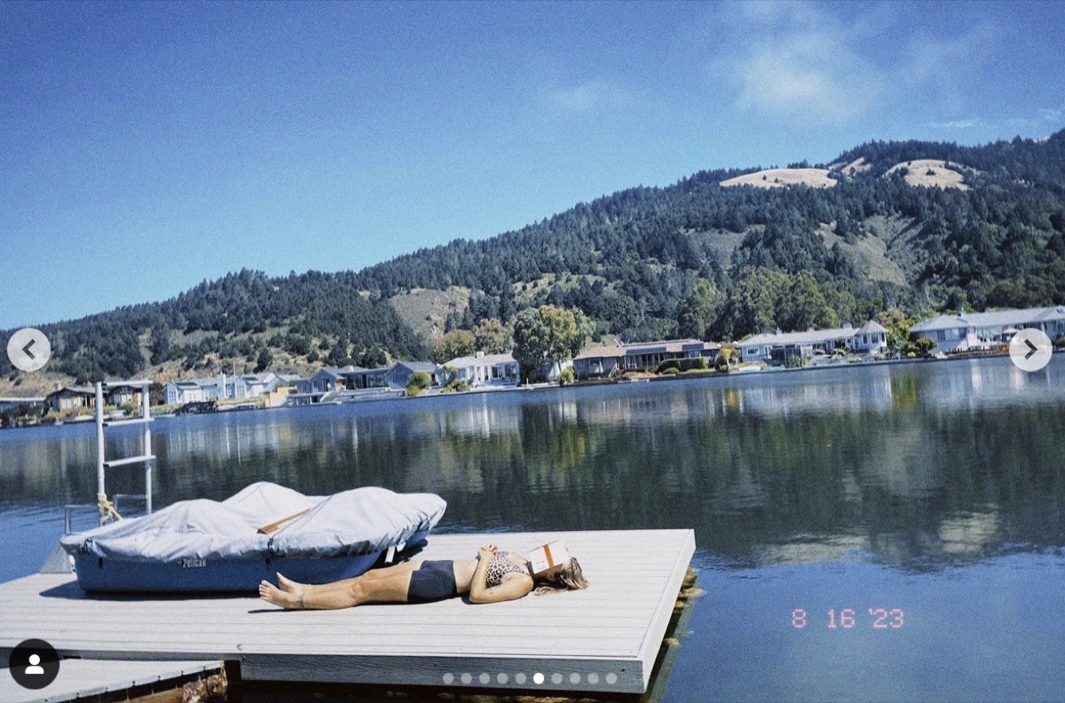 FBI: International Star Heida Reed Shares Swimsuit Photo From Los ...