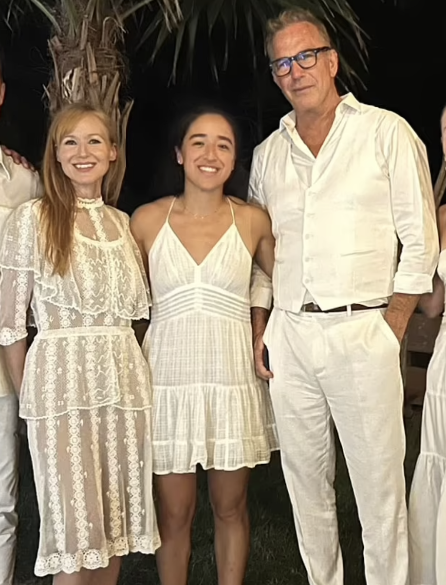 Jewel Shares Swimsuit Photos Amid Kevin Costner Dating Rumors