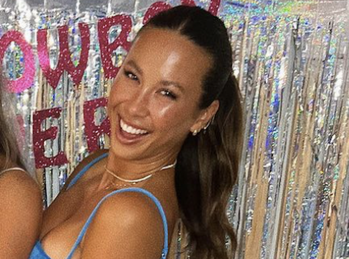 Alex Aust Shares Swimsuit Photo Feeling "Beyond Grateful"