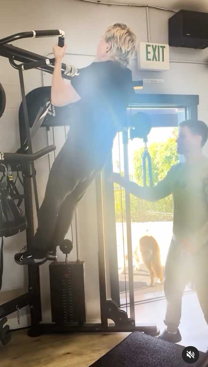 Ellen DeGeneres Shows Off Fit Bod Doing Hardcore Strength Workout