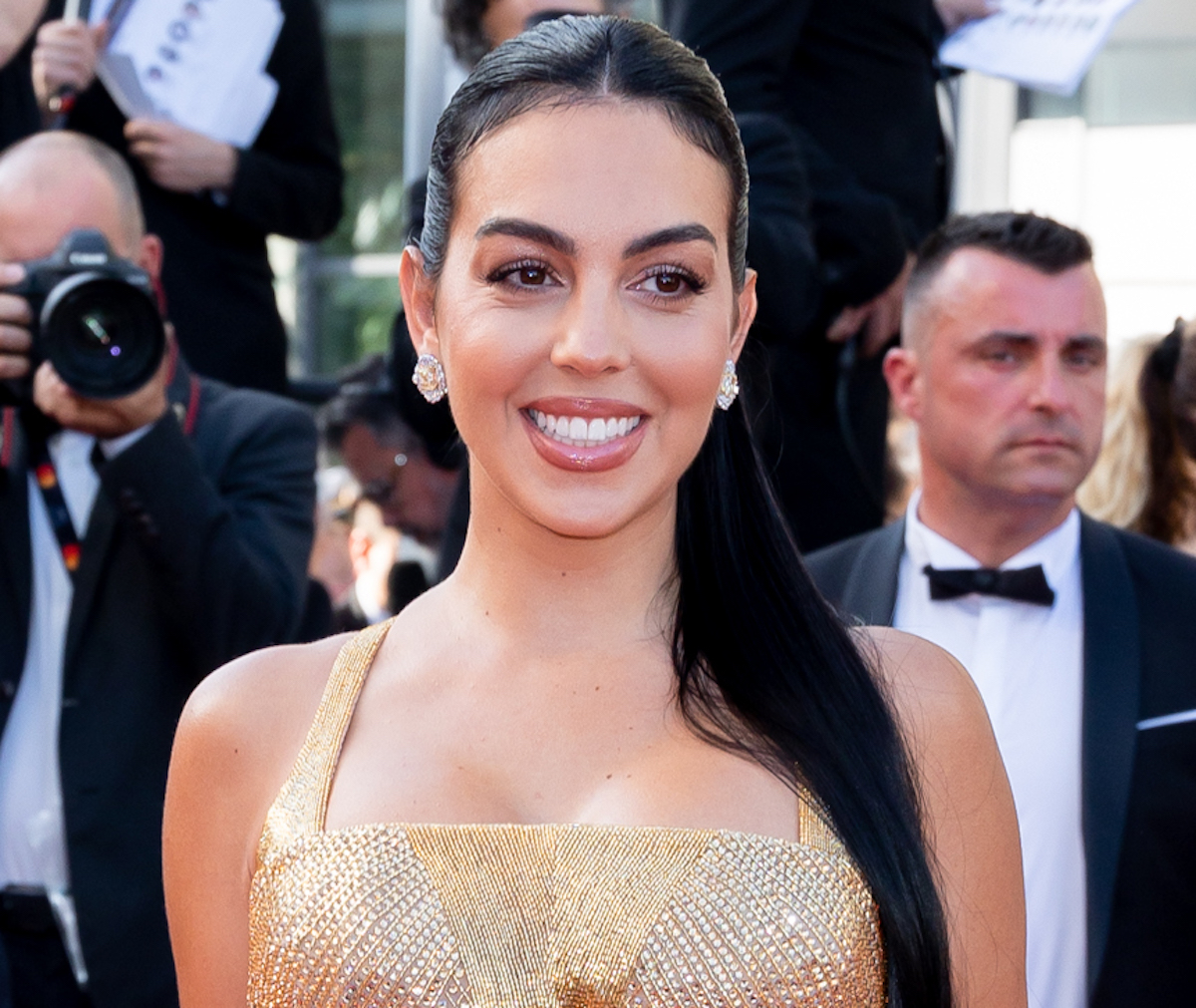 Georgina Rodríguez in Two-Piece Workout Gear Shares Gym Selfie With ...