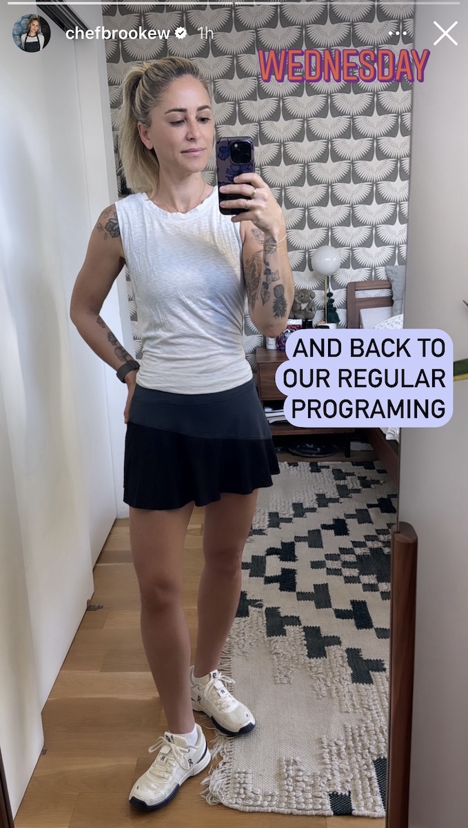 Top Chef Star Brooke Williamson in Workout Gear Shares Selfie — Celebwell