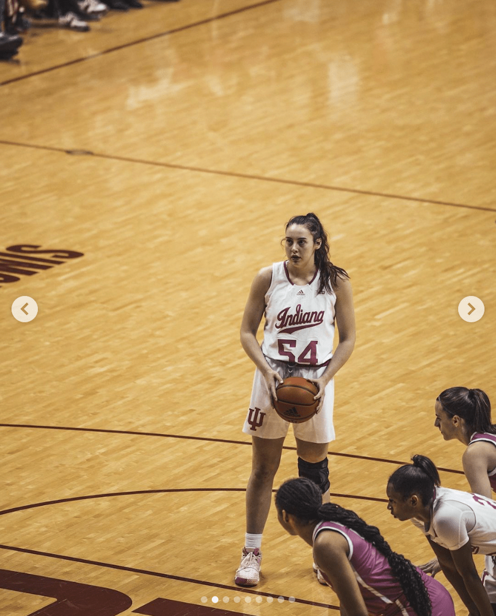 Mackenzie Holmes in Two-Piece Workout Gear Says "We're In"