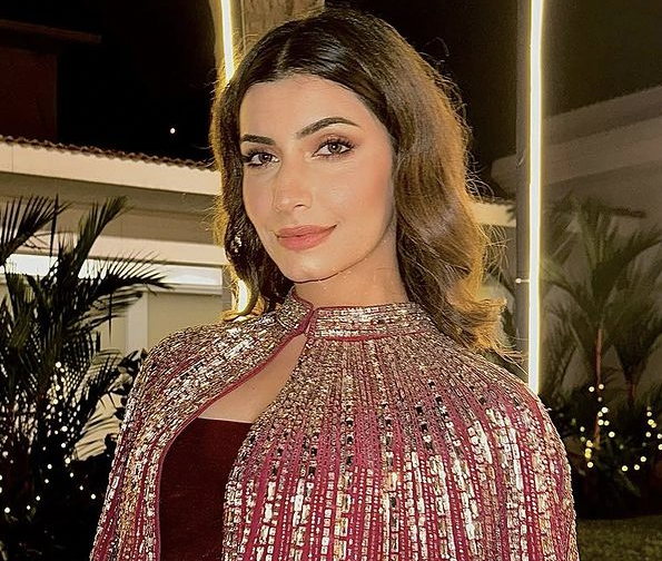 Simrithi Bathija in Workout Gear is a "Brunette Babe"