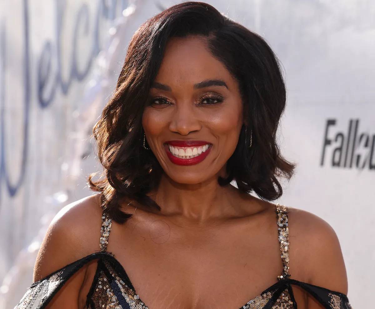 Fallout Star Frances Turner in Workout Gear Has "Deep Gratitude"