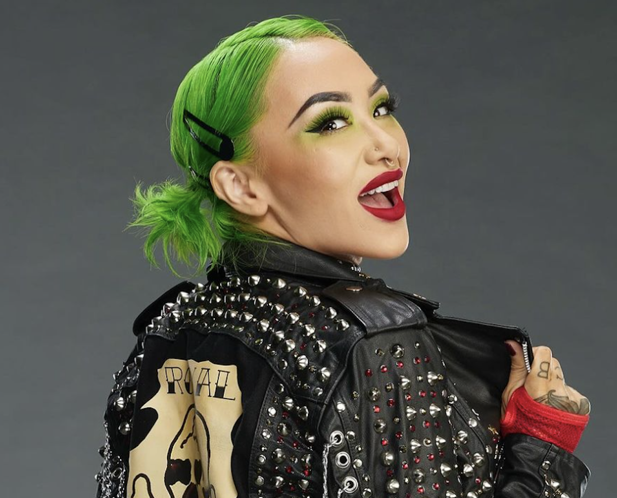 Shotzi Blackheart in Workout Gear is a "Queen"