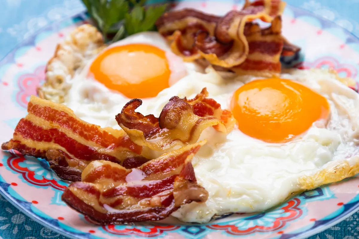 8+ Healthy & Delicious Breakfasts Celebrities Eat