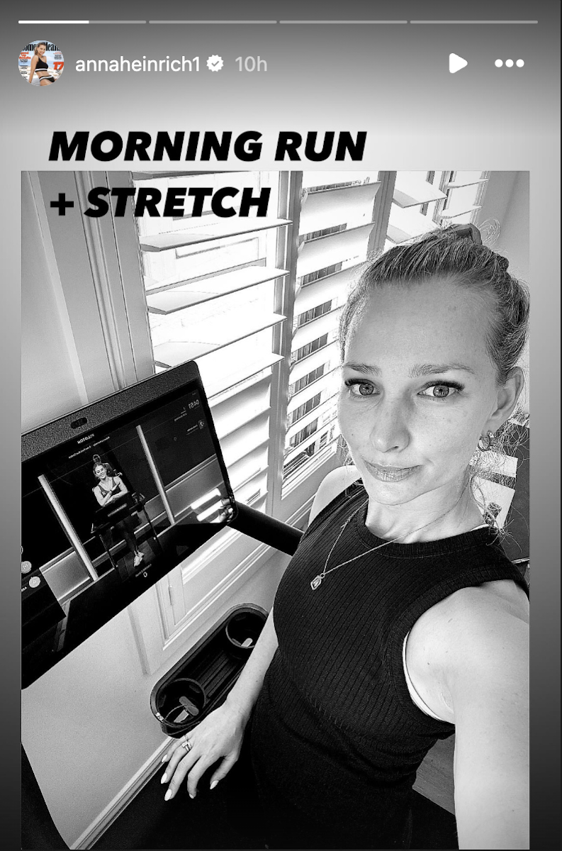 Anna Heinrich in Workout Gear Takes "Morning Run"