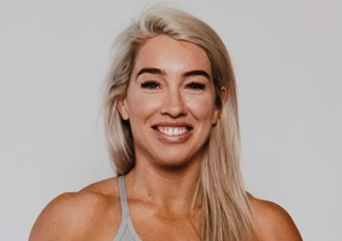 CrossFit Athlete Colleen Fotsch in Two-Piece Workout Gear Shares ...