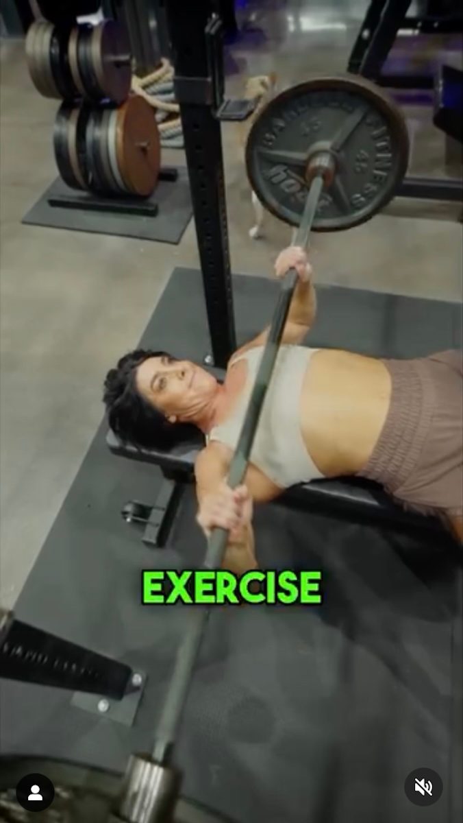 Bodybuilder Dana Linn Bailey in Two-Piece Workout Gear Shares "Unique ...