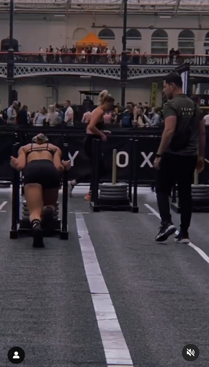 Gladiators Star Electro, aka Jade Packer, in Two-Piece Workout Gear is ...