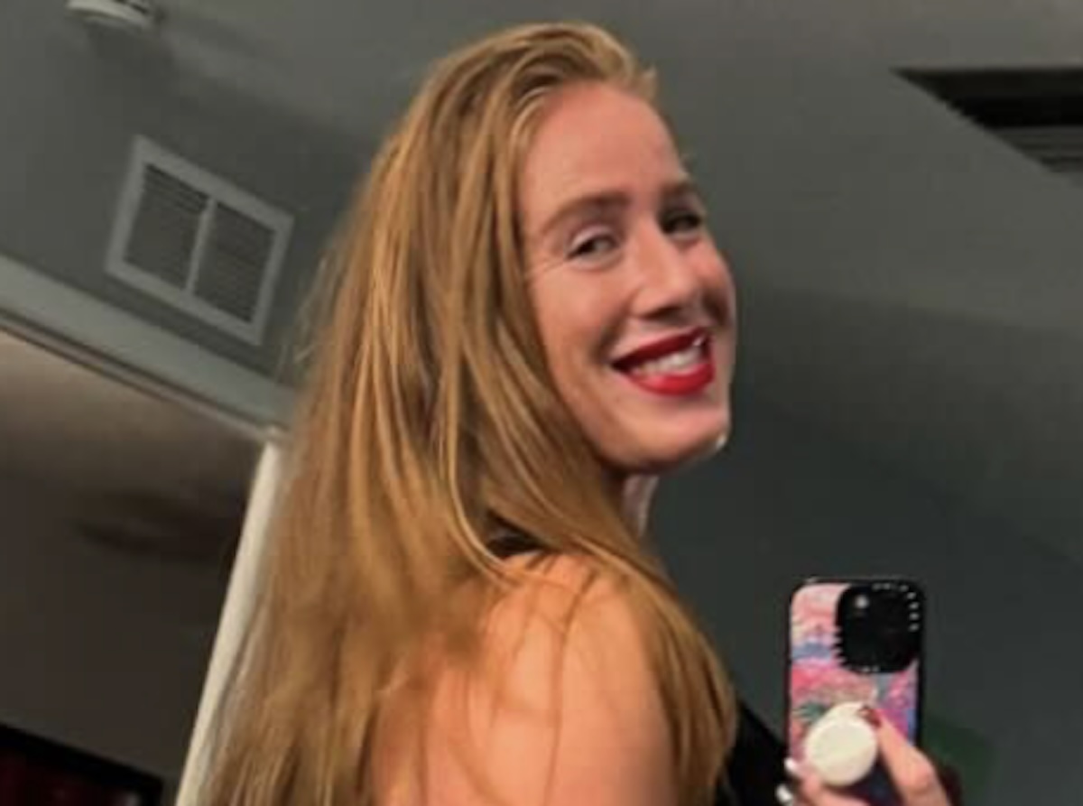 Powerlifter Sarah Lanzillo in Two-Piece Workout Gear is "So Beautiful"