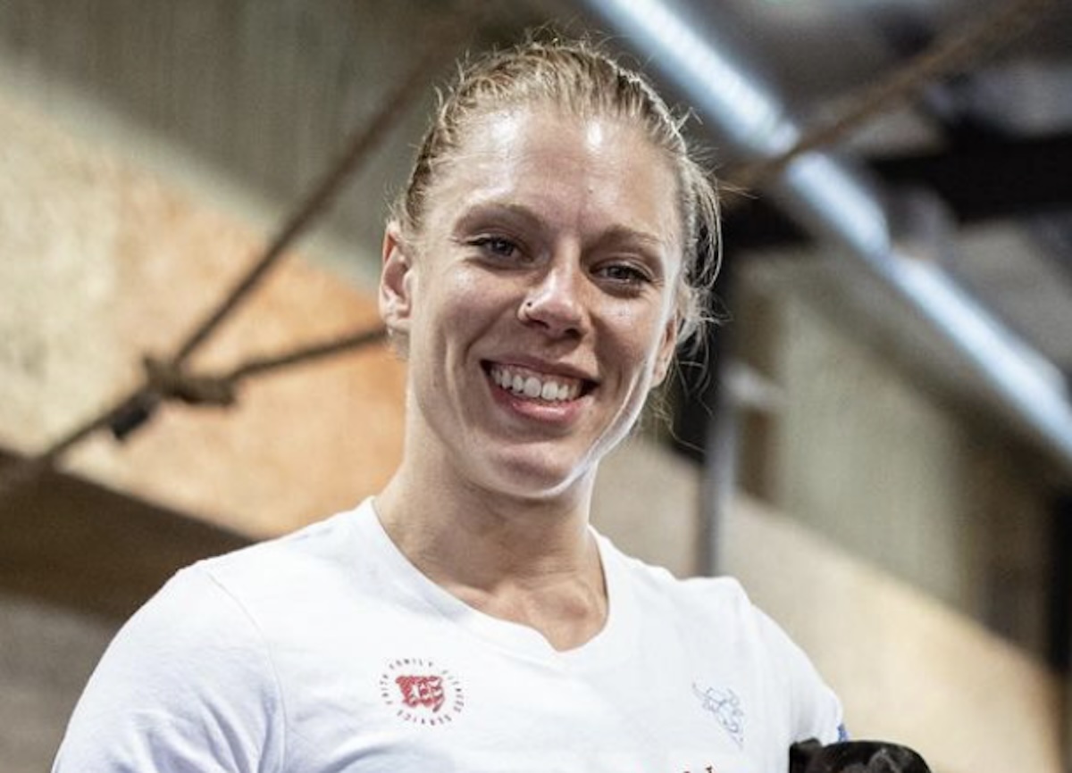 CrossFit Competitor Taylor Williamson in Two-Piece Workout Says "Day ...